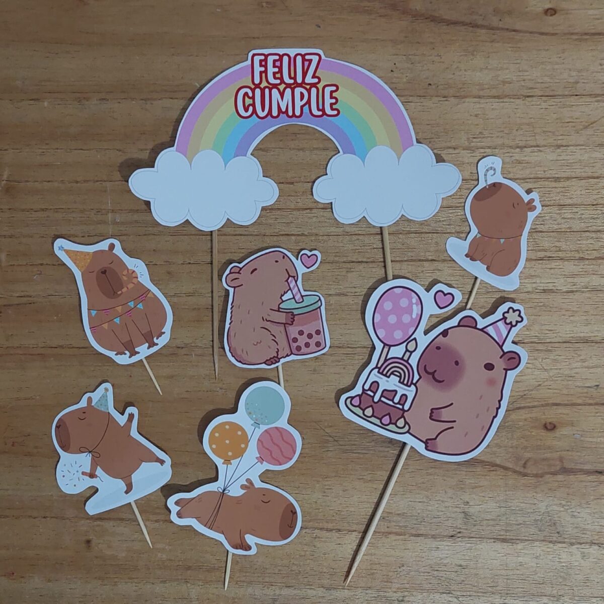 Adorno para torta topper Capybara - Capibara - Cotillón Martín